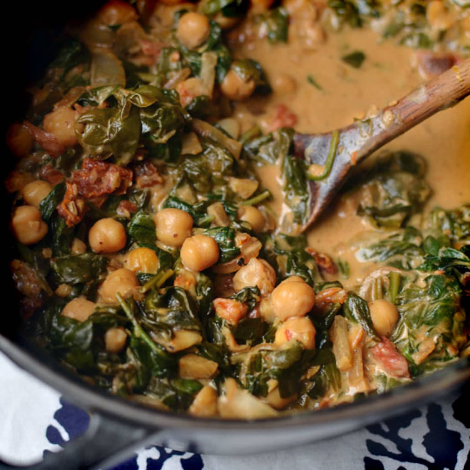 how to cook chickpeas and spinach