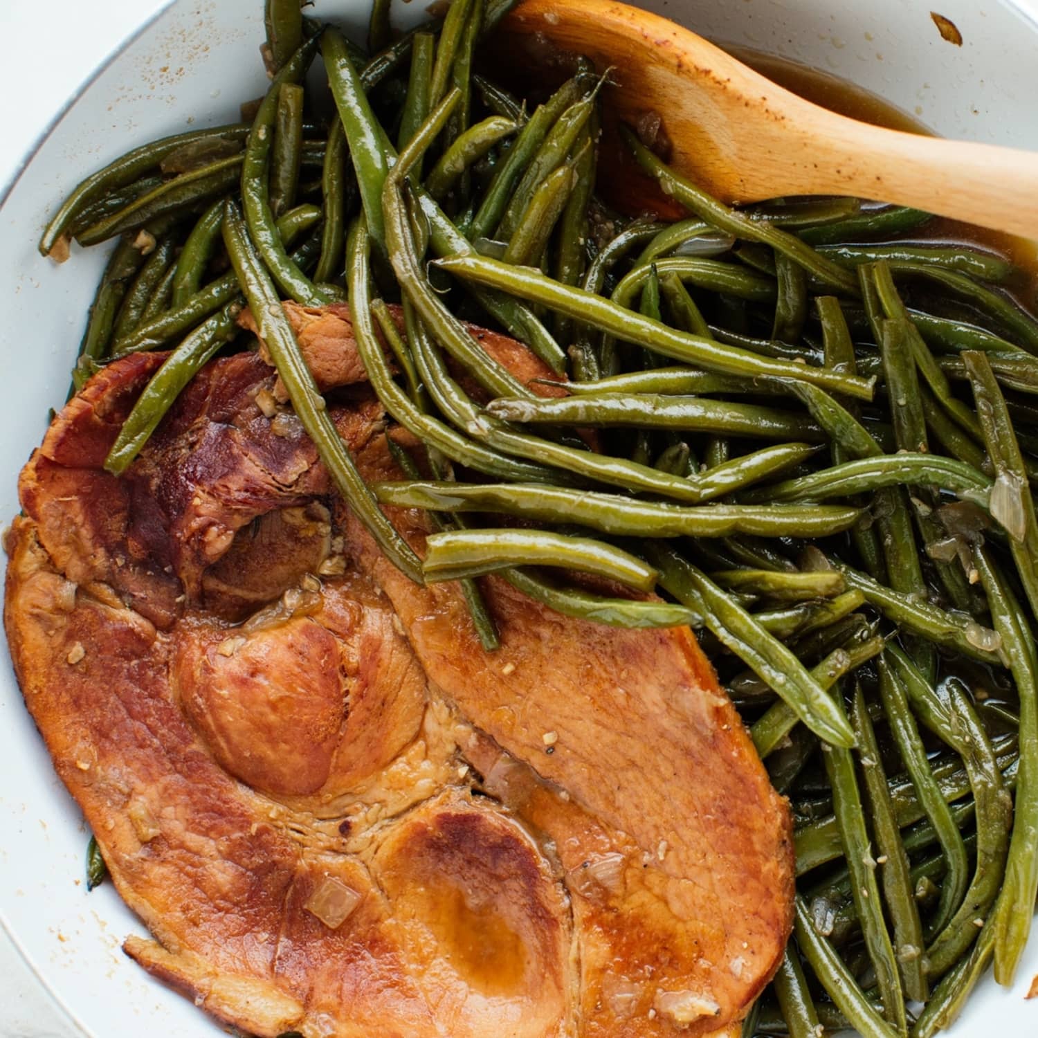 how to cook green beans with ham hock
