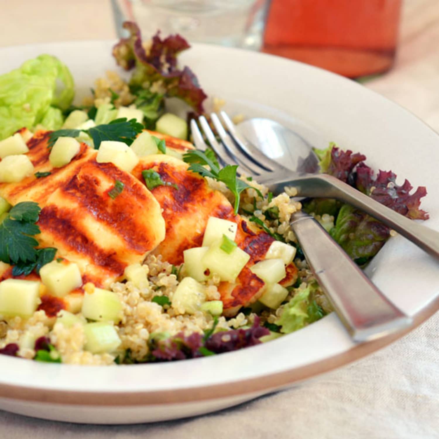 how to prepare salad halloumi