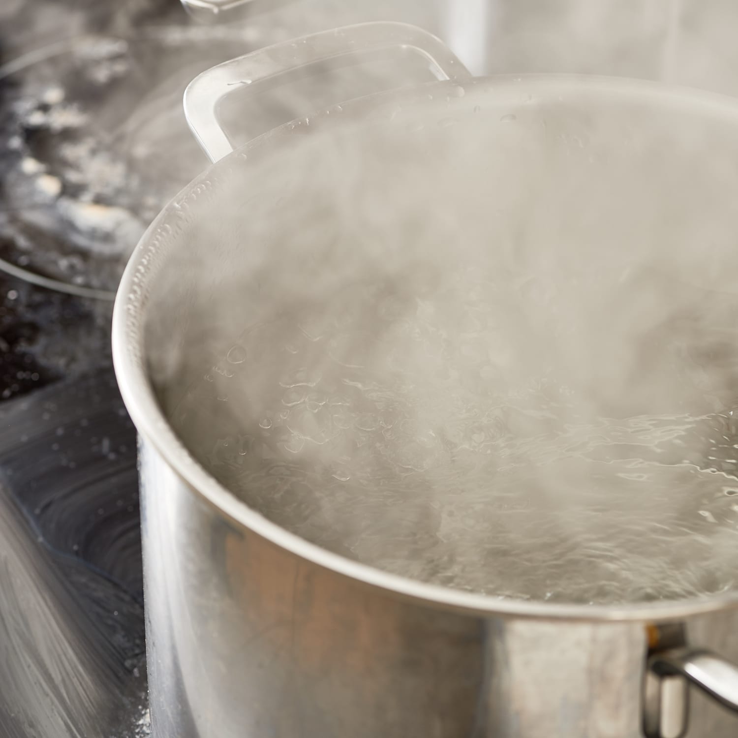 how to boil water in a pot
