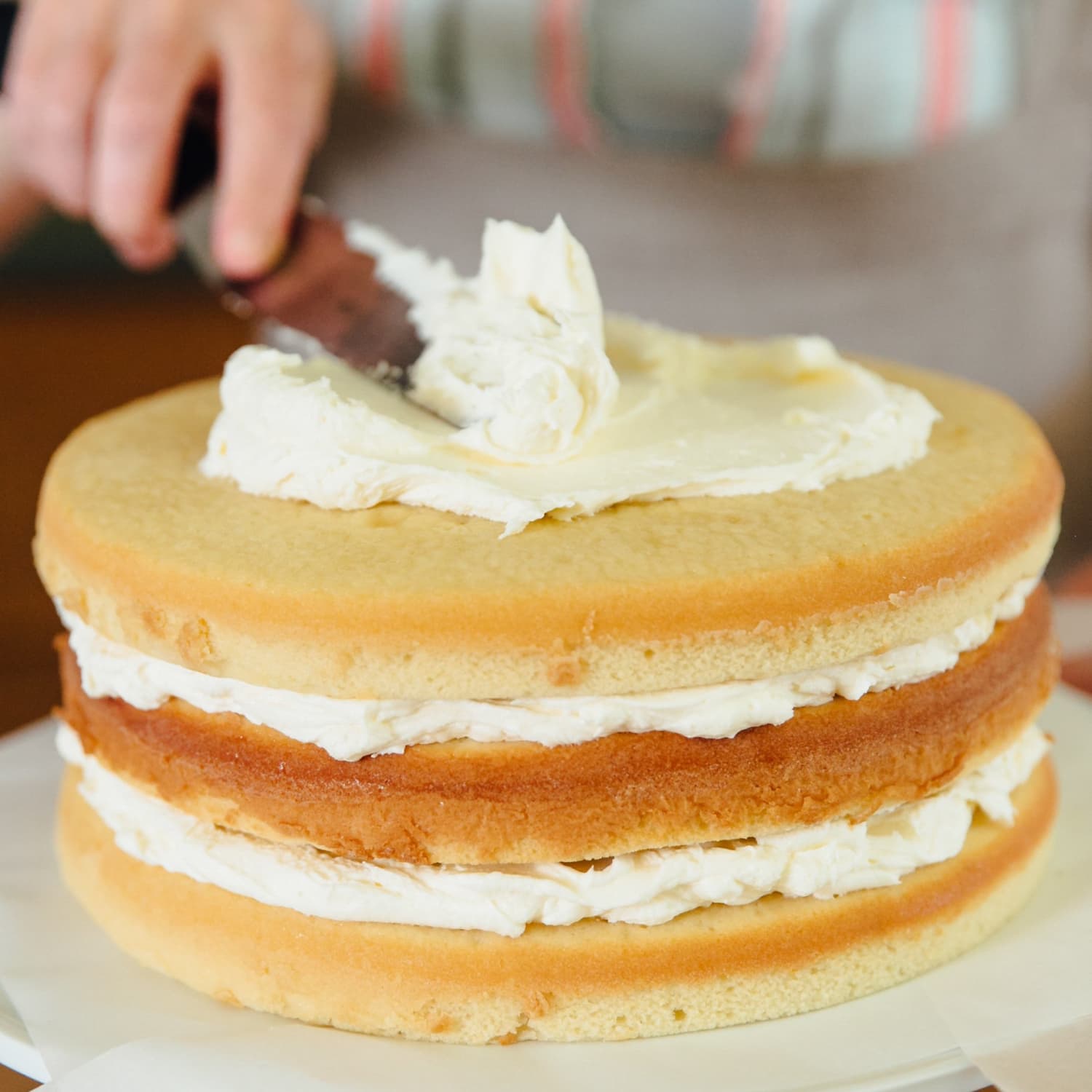 how to bake cake flat