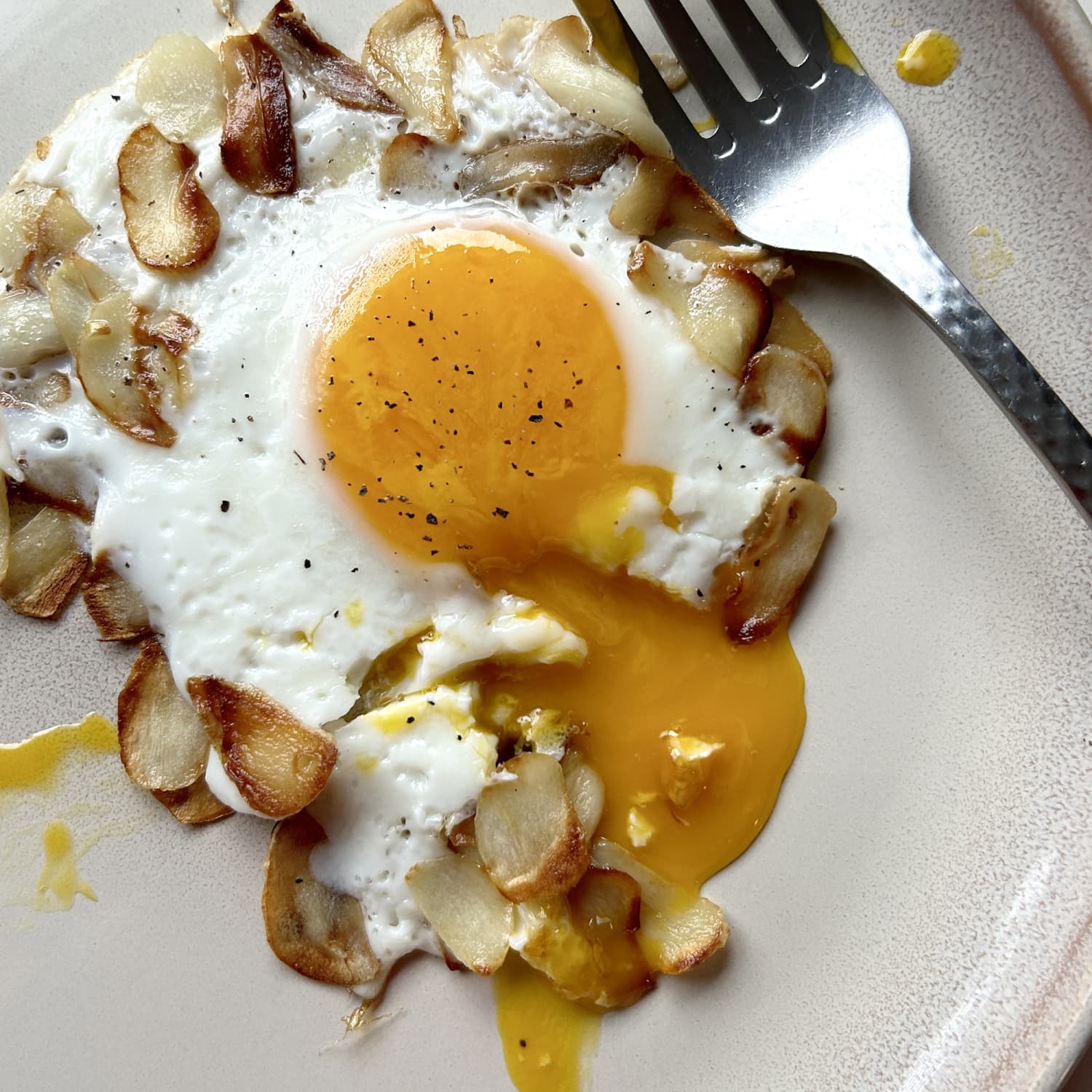 How To Cook Eggs In Raft