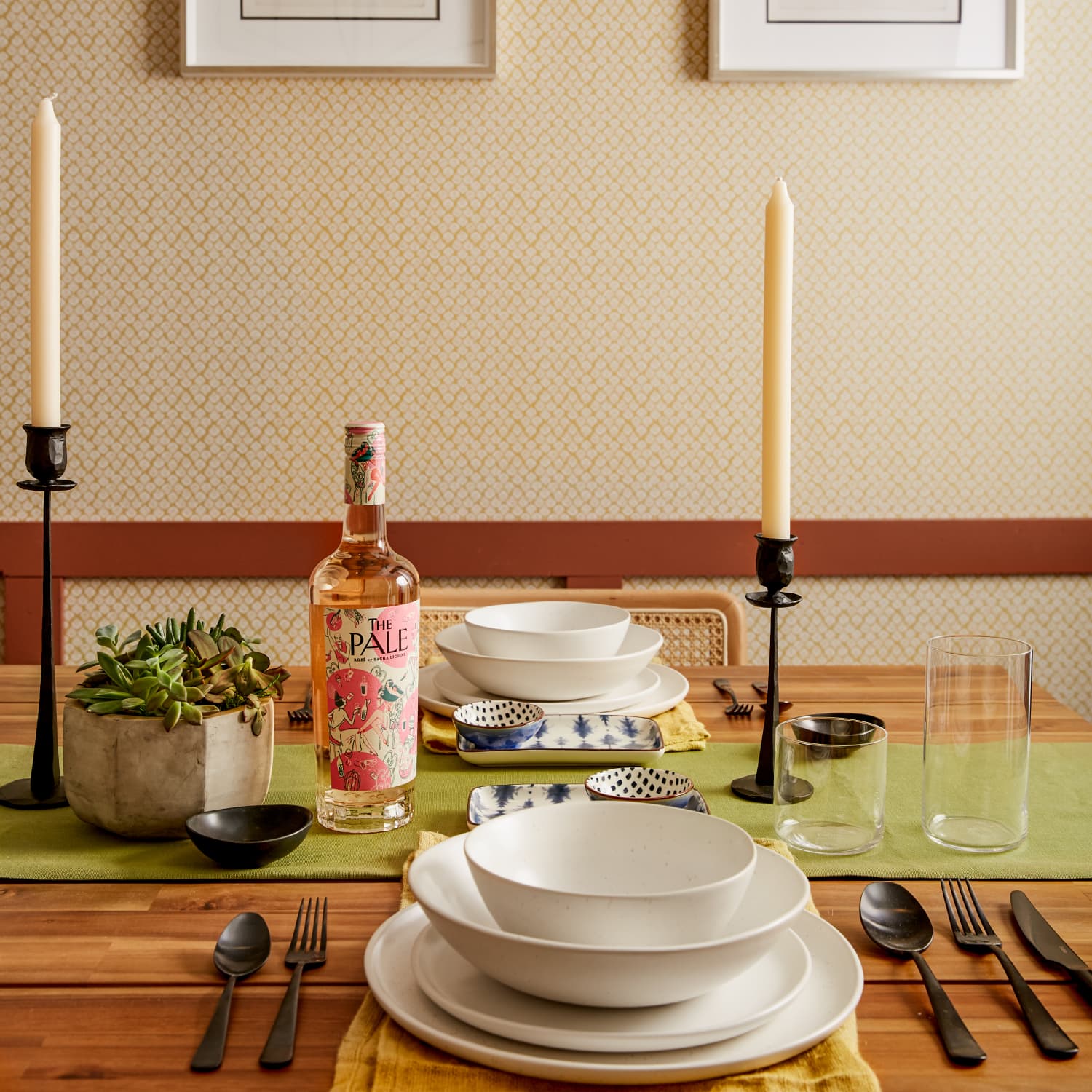 breakfast table setting formal