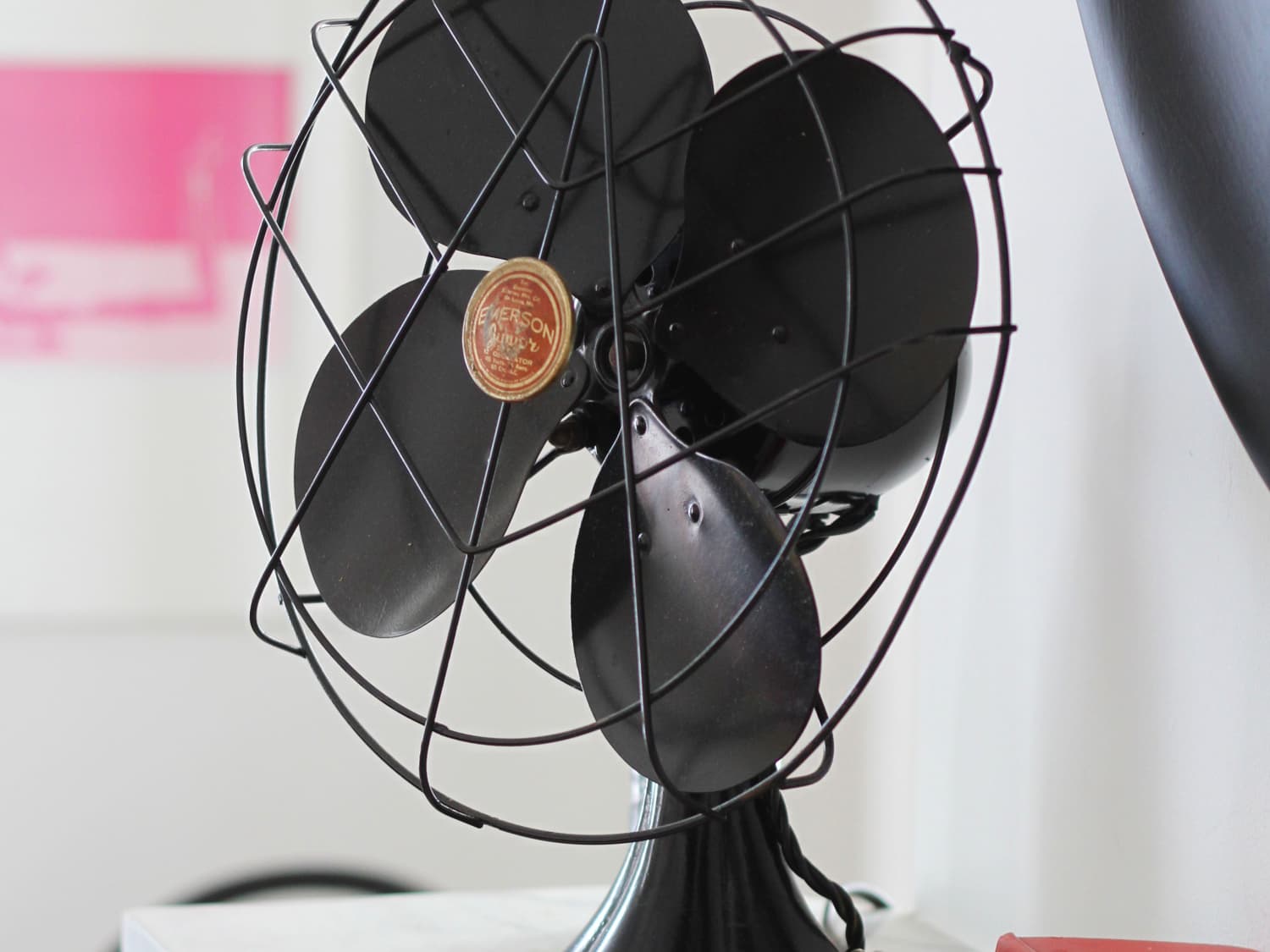 clean table fan