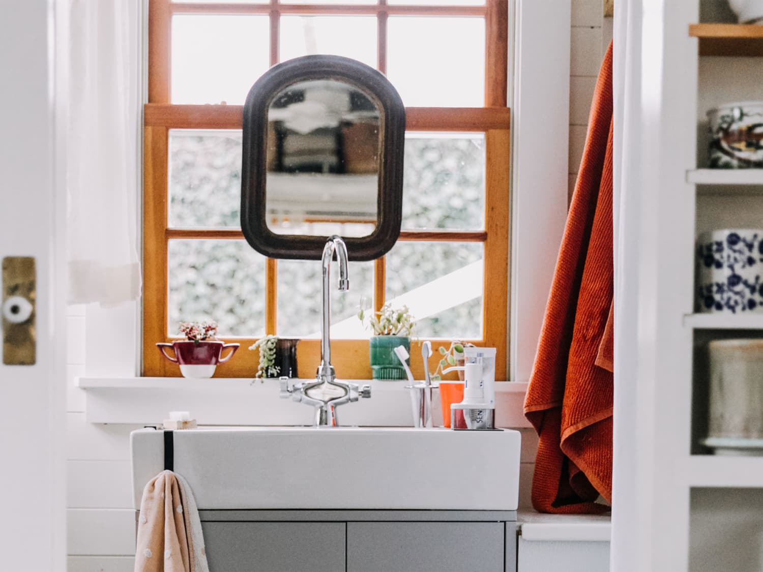 tiny house bathroom sink