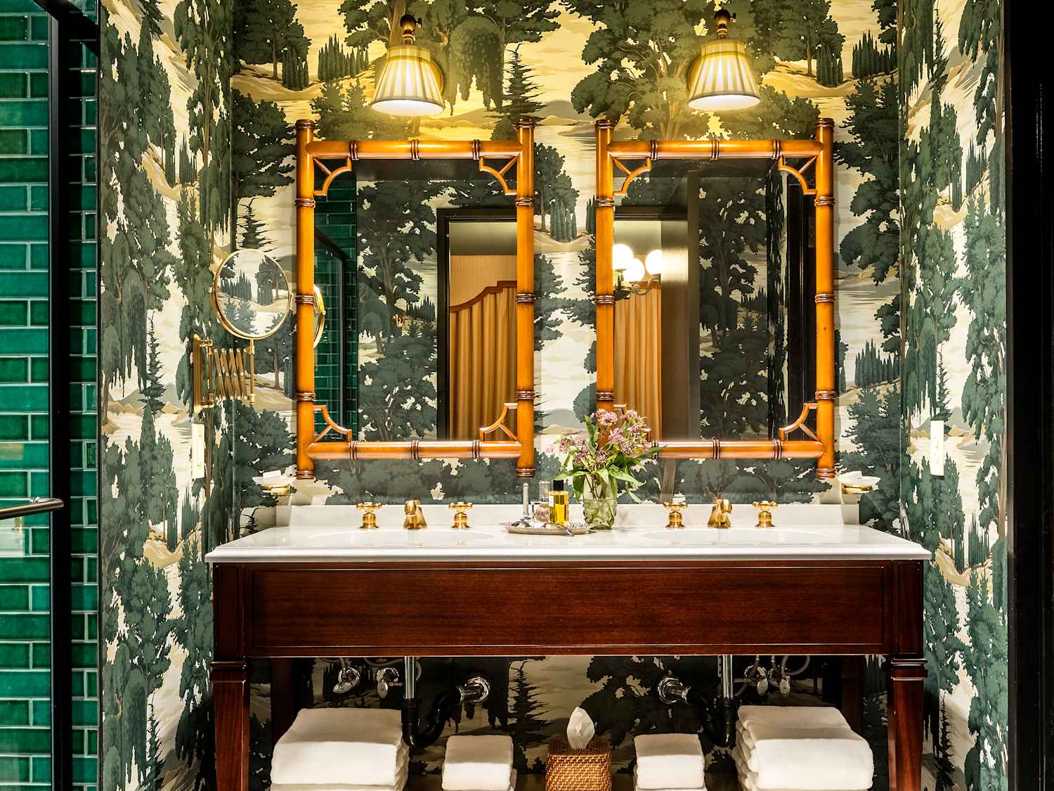 hotel style wallpaper