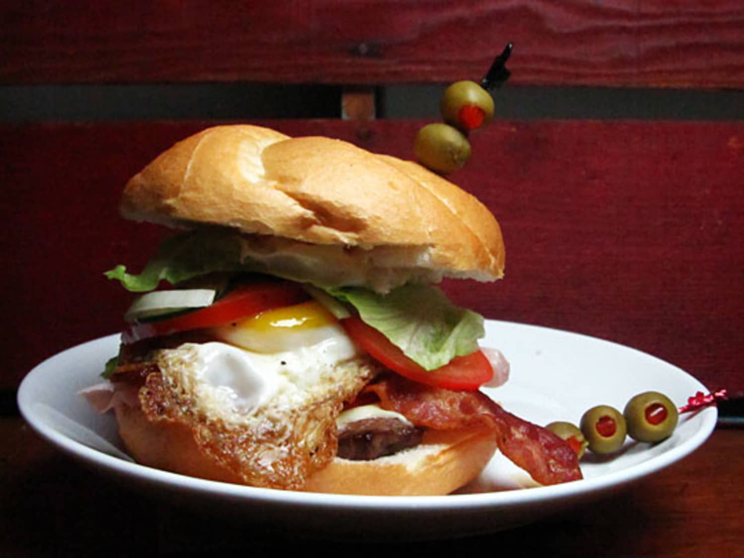 Uruguayan Chivito Chivito | Traditional Sandwich From Uruguay