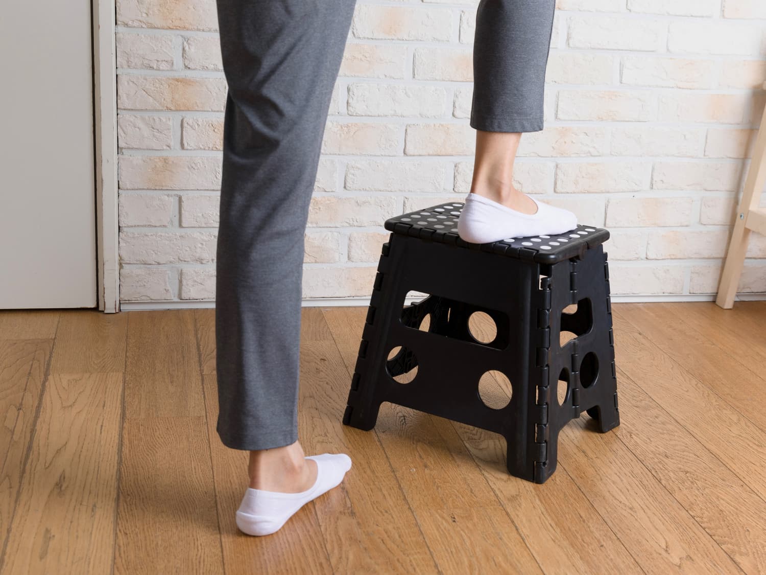 11 Handy and Accessible Things Every Short Person Needs at Home Apartment Therapy