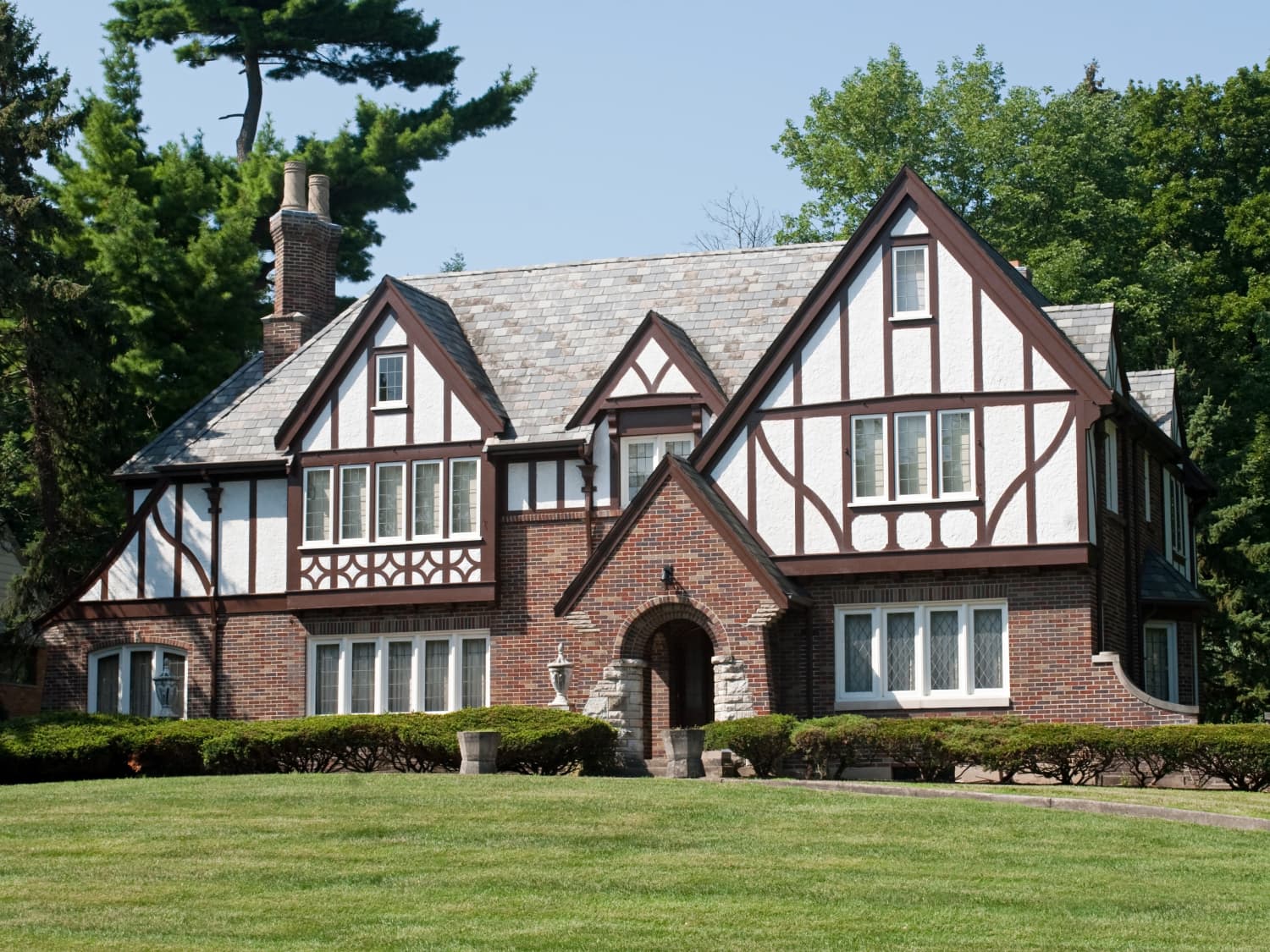 English Tudor Home Design English Tudor Style Home With A Beautiful