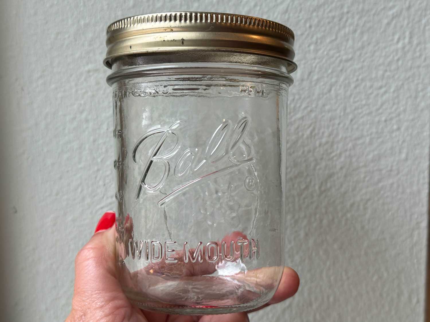 open empty jar