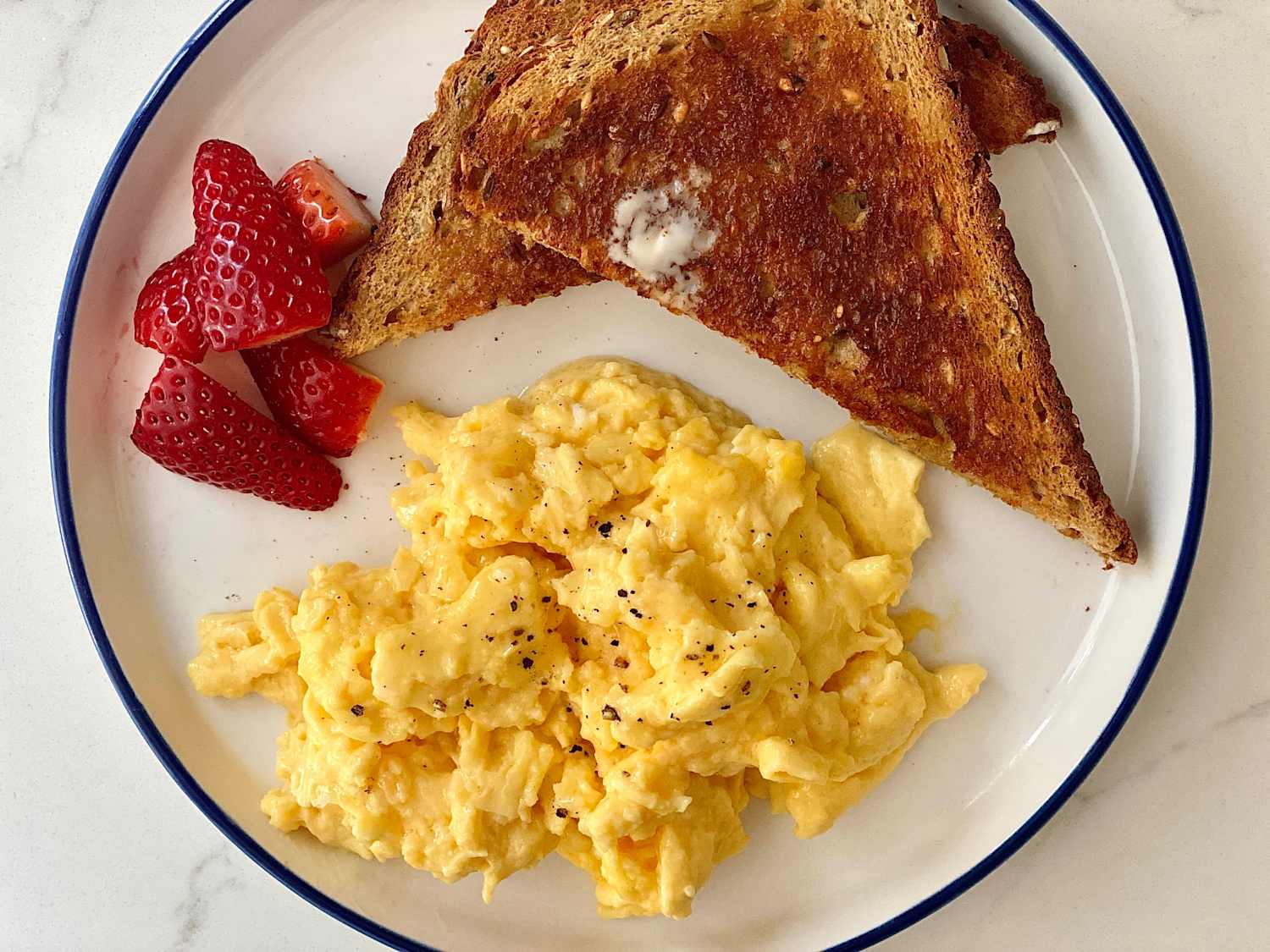 how to make scrambled eggs kitchn