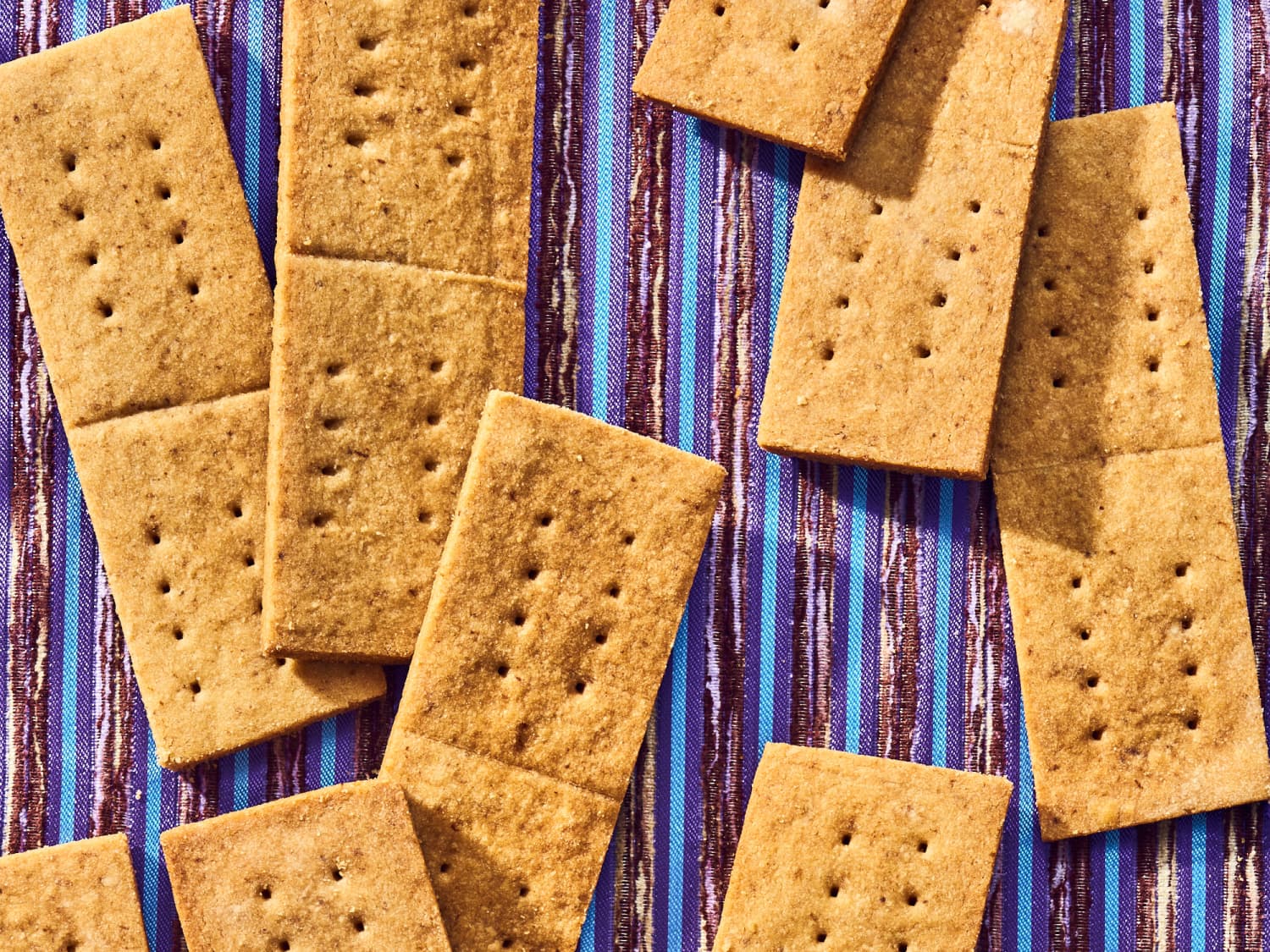 square crackers coles