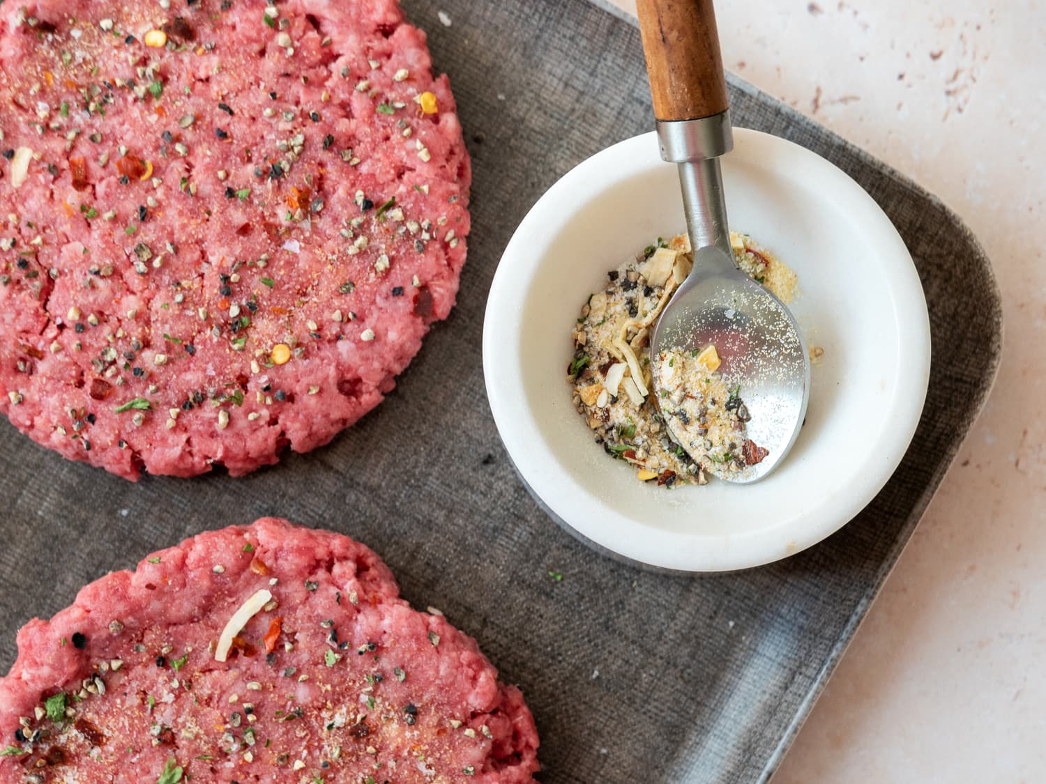 how to make ground beef into burger patties