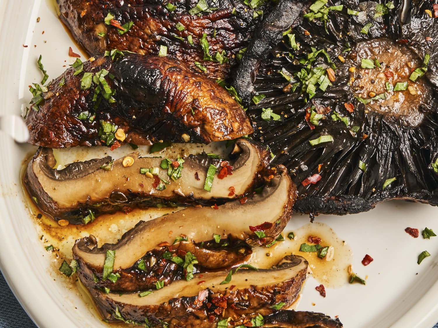 how to cook portobello mushroom caps for a burger