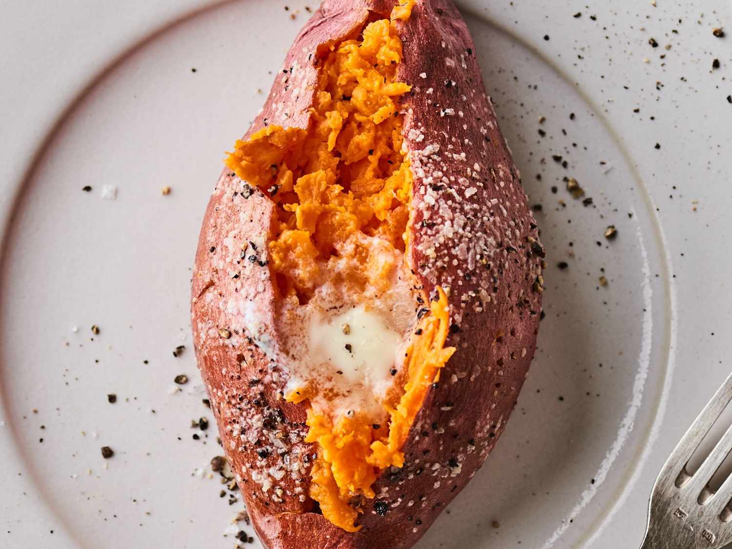 how to cook sweet potato in the microwave