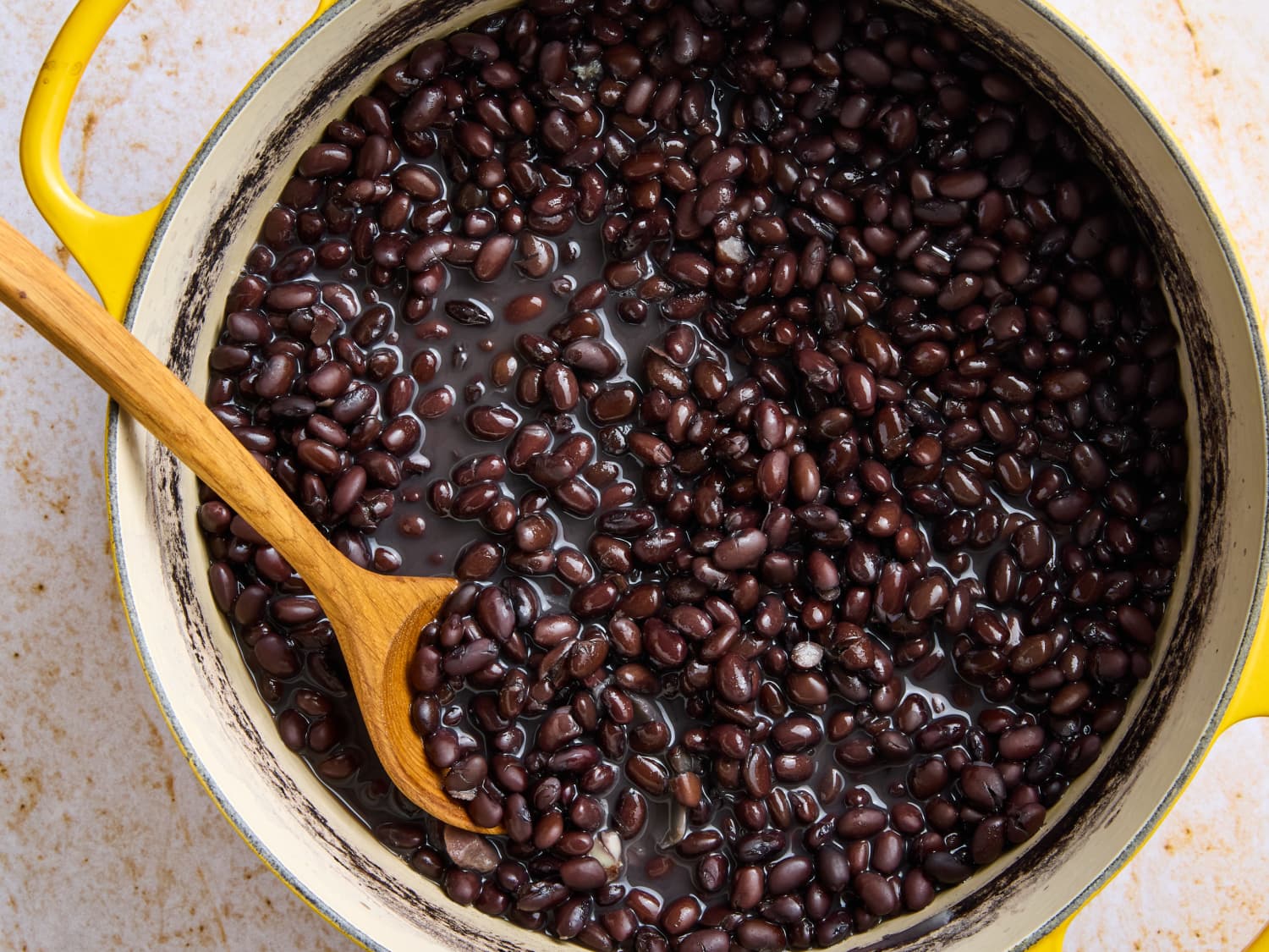 how to cook coffee beans on the stove