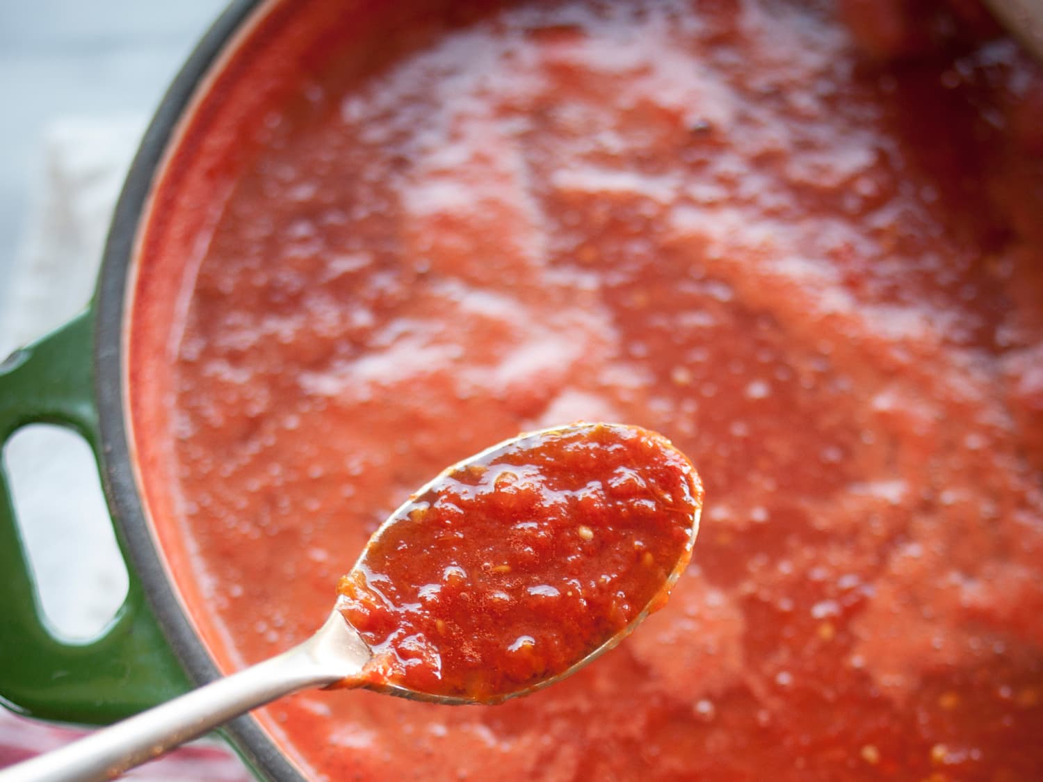 how to make pasta sauce from fresh tomatoes