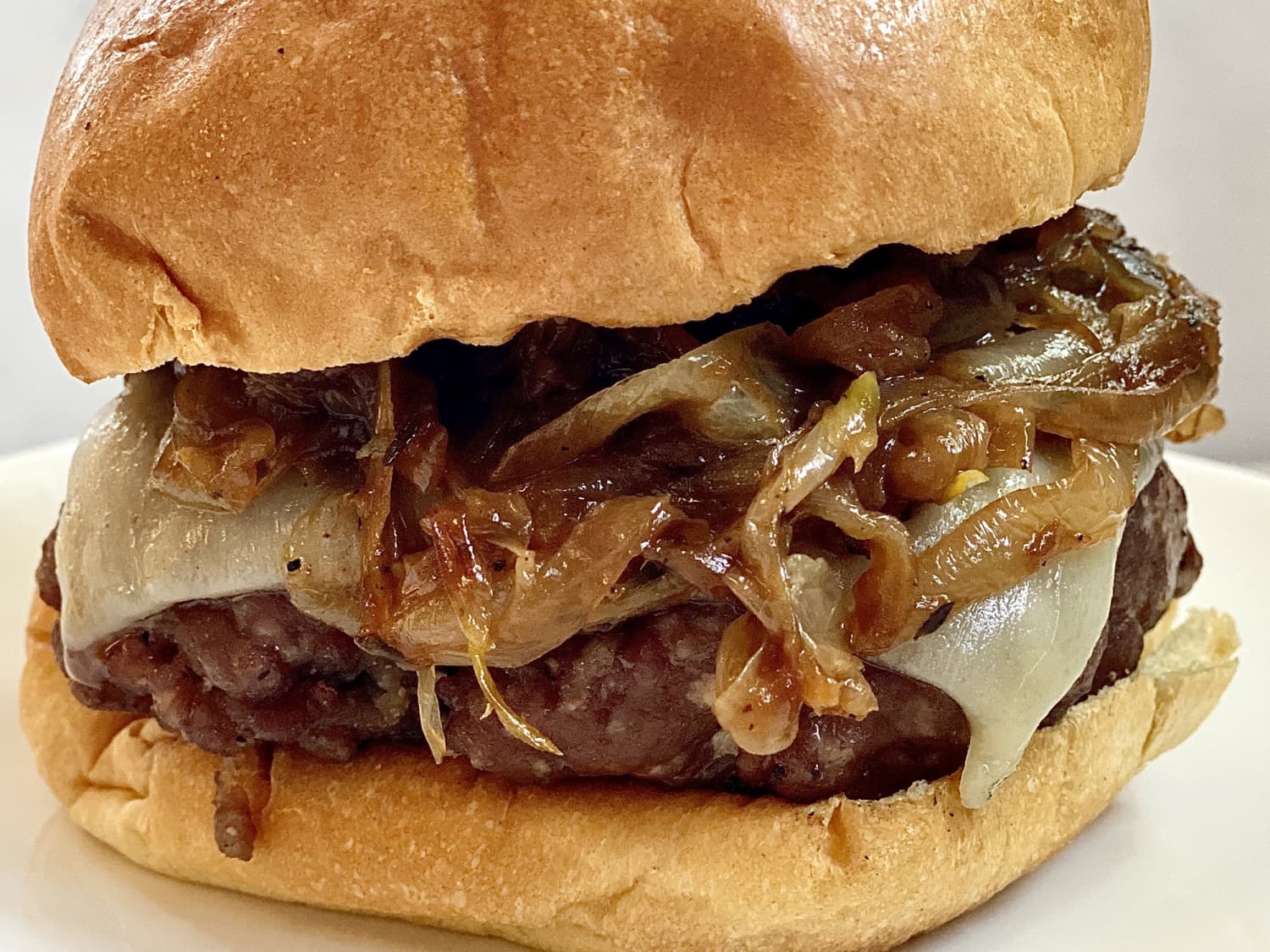 how to cook burger van onions