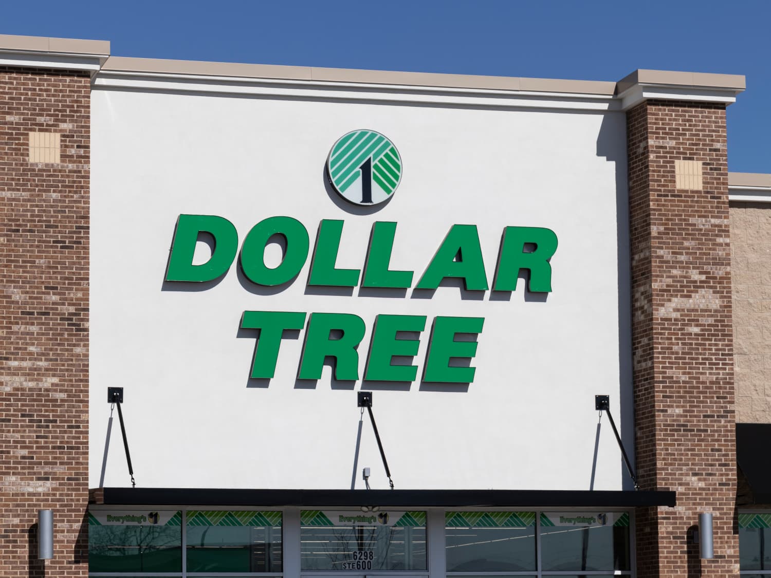 white plastic baskets dollar tree