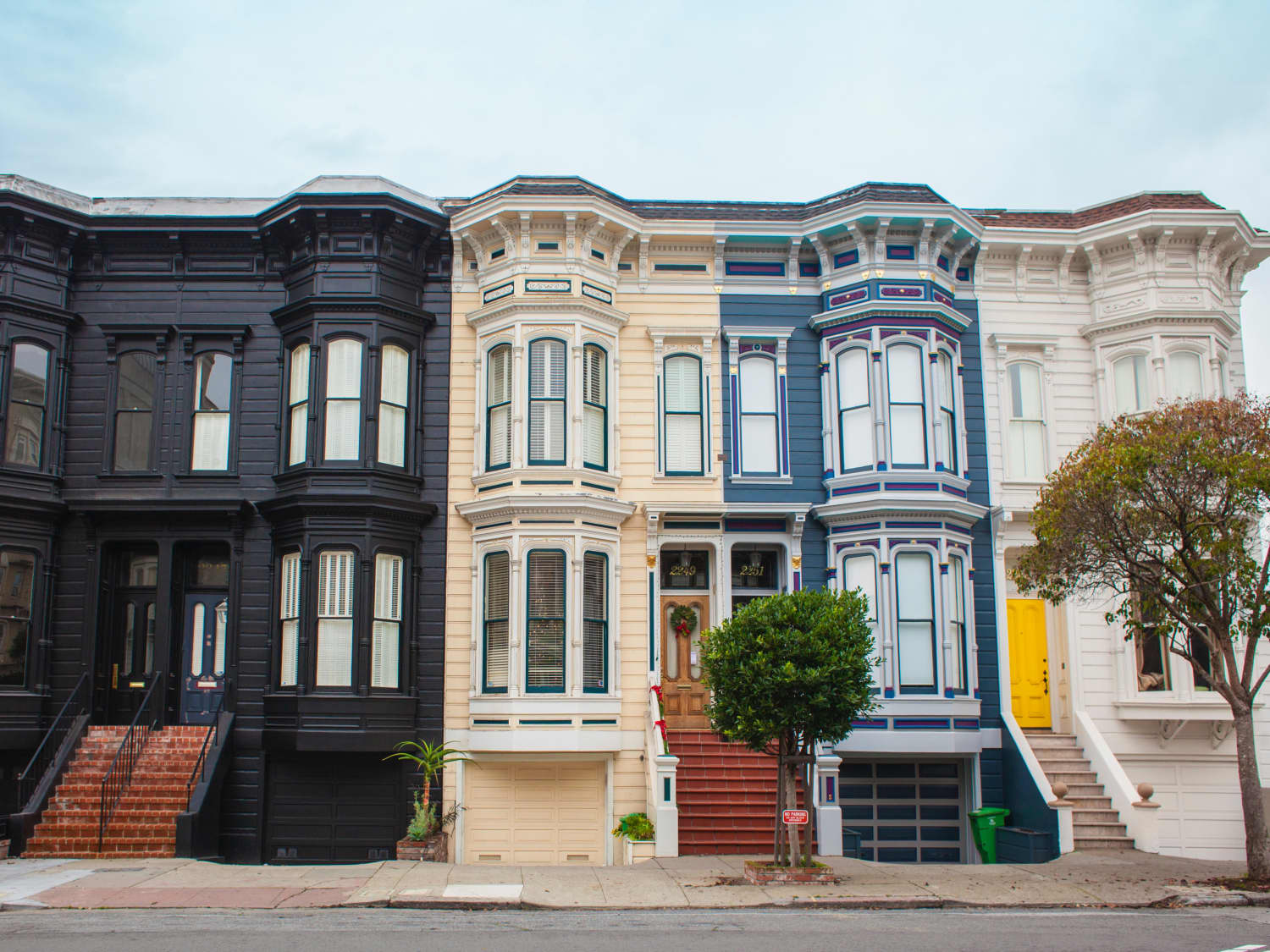 How Tall Is A Traditional Row House