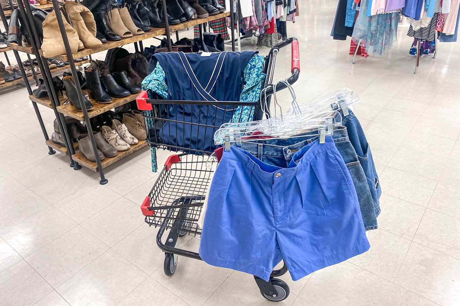 I’ve Been Using the “Vacation” Method While Thrifting, and It Never ... I’ve Been Using the “Vacation” Method While Thrifting, and It Never ...
