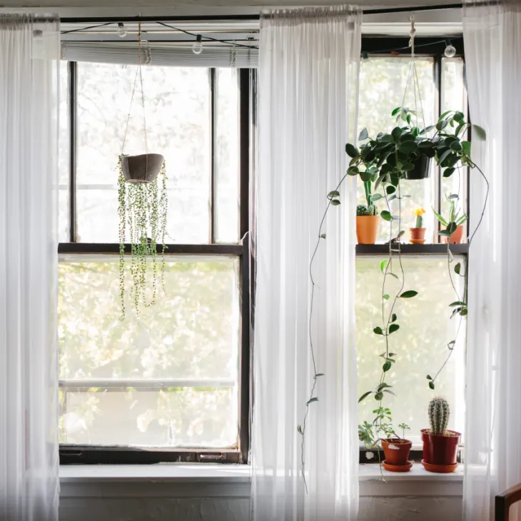 Here's How to Use a Garland to Make Your Window Treatments a Little ...