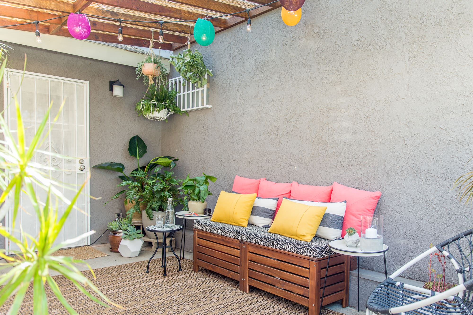 Easy Way to Clean Bird Poop Off Your Patio Pavers | The Kitchn