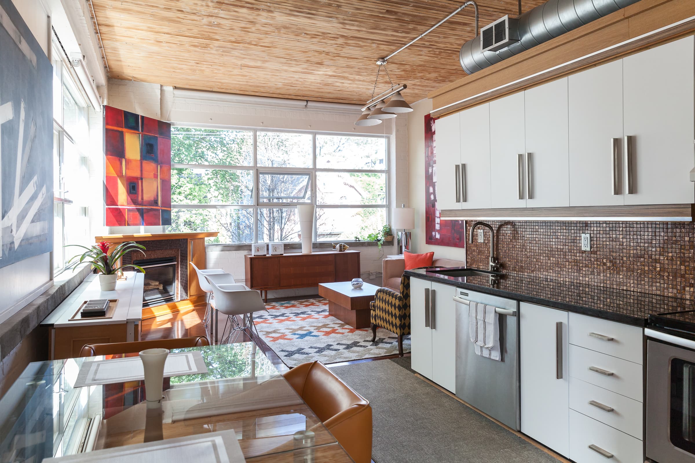House Tour: A Colorful, Creative Toronto Loft | Apartment Therapy