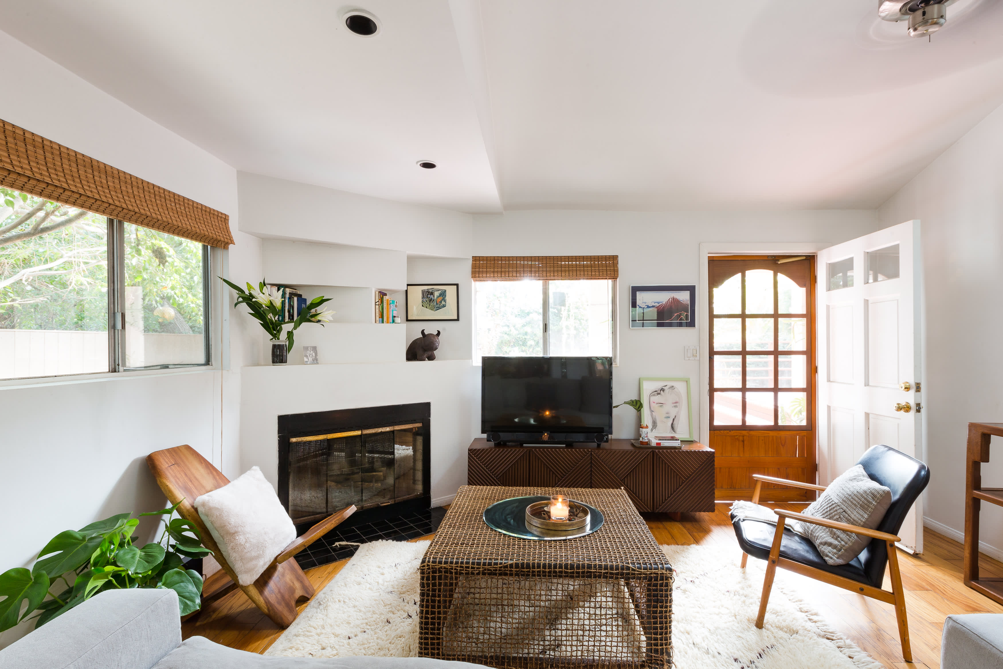 Mend Founder Elle Huerta's Sun-Filled Venice Bungalow | Apartment Therapy