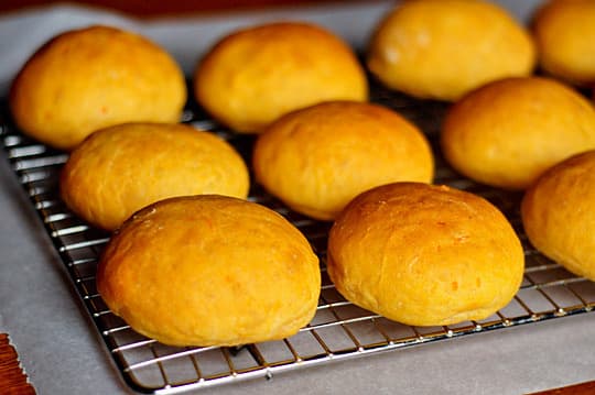 A Visual Guide: How to Shape Dinner Rolls | The Kitchn