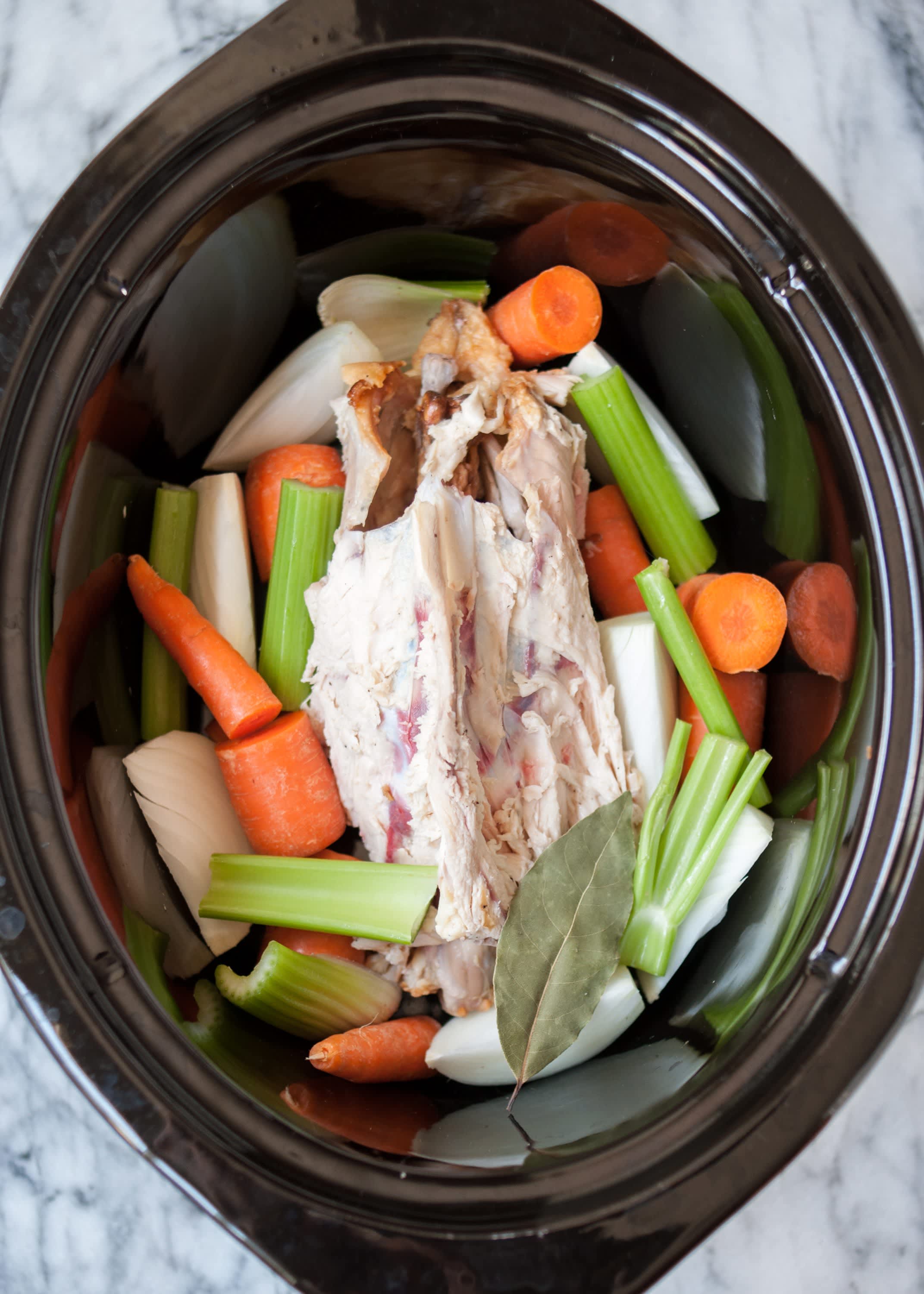 Slow cooker chicken broth store