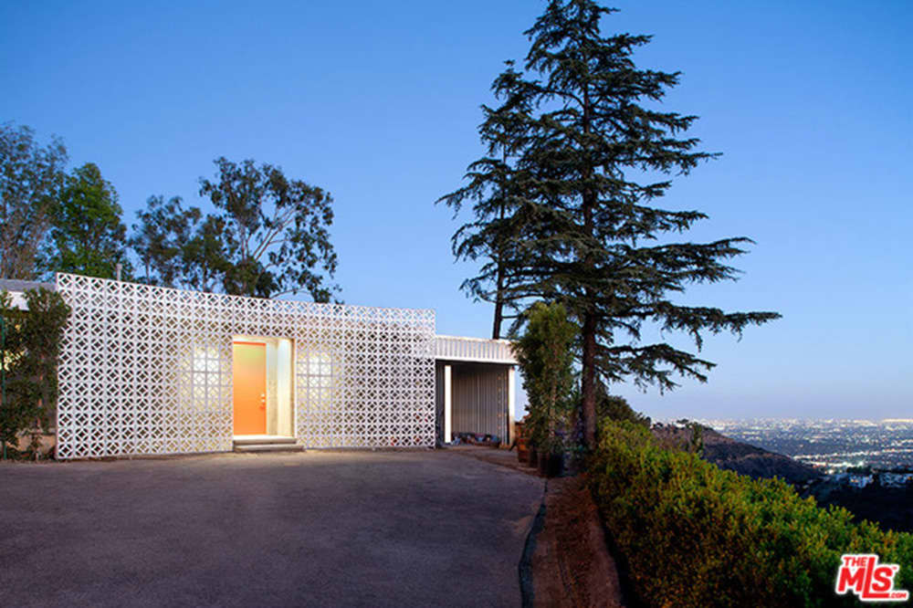 6 Celebrities that Rent, Just Like You | Apartment Therapy