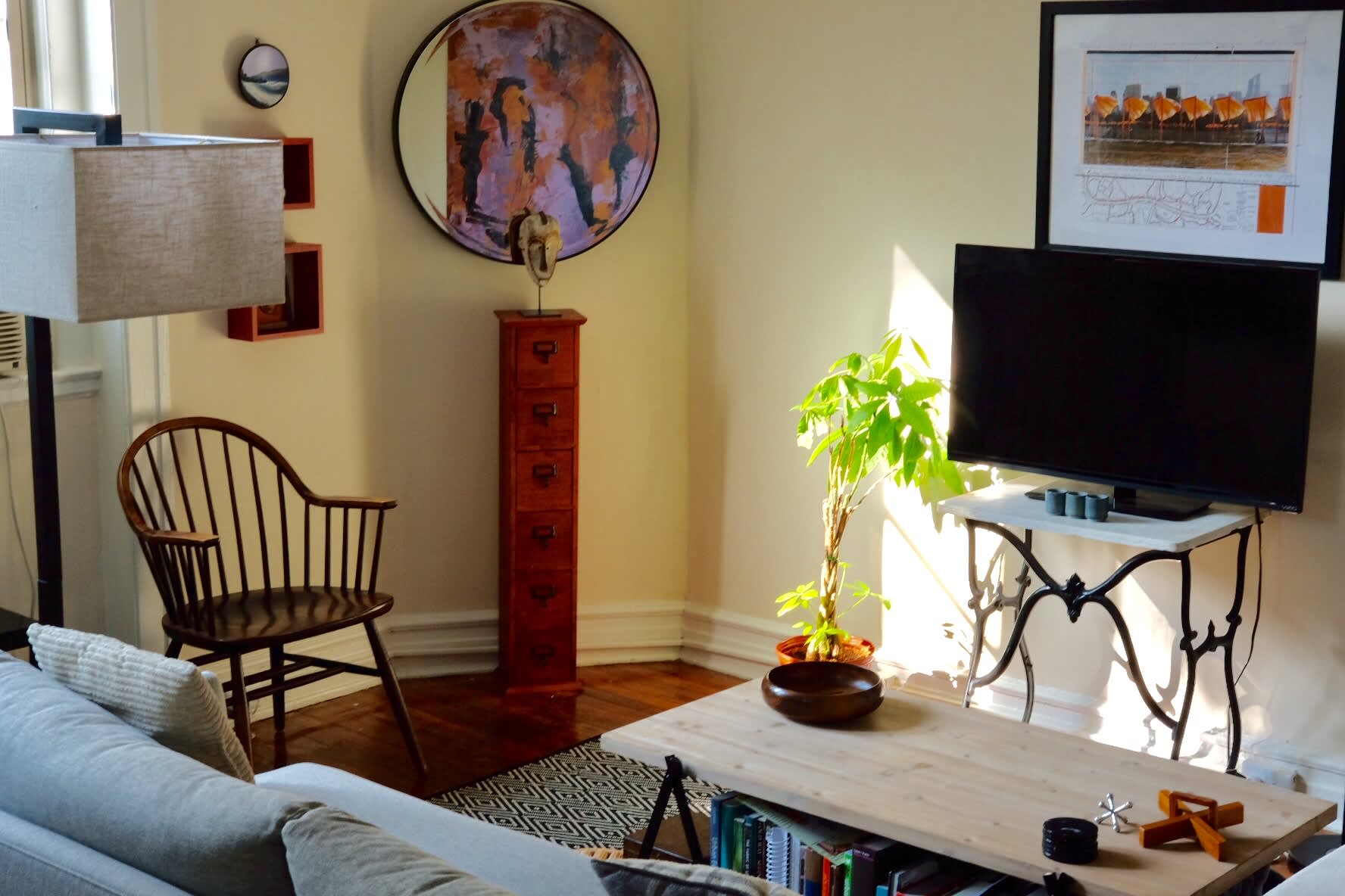 A Young Design Enthusiast's Direct and Textured Home | Apartment Therapy