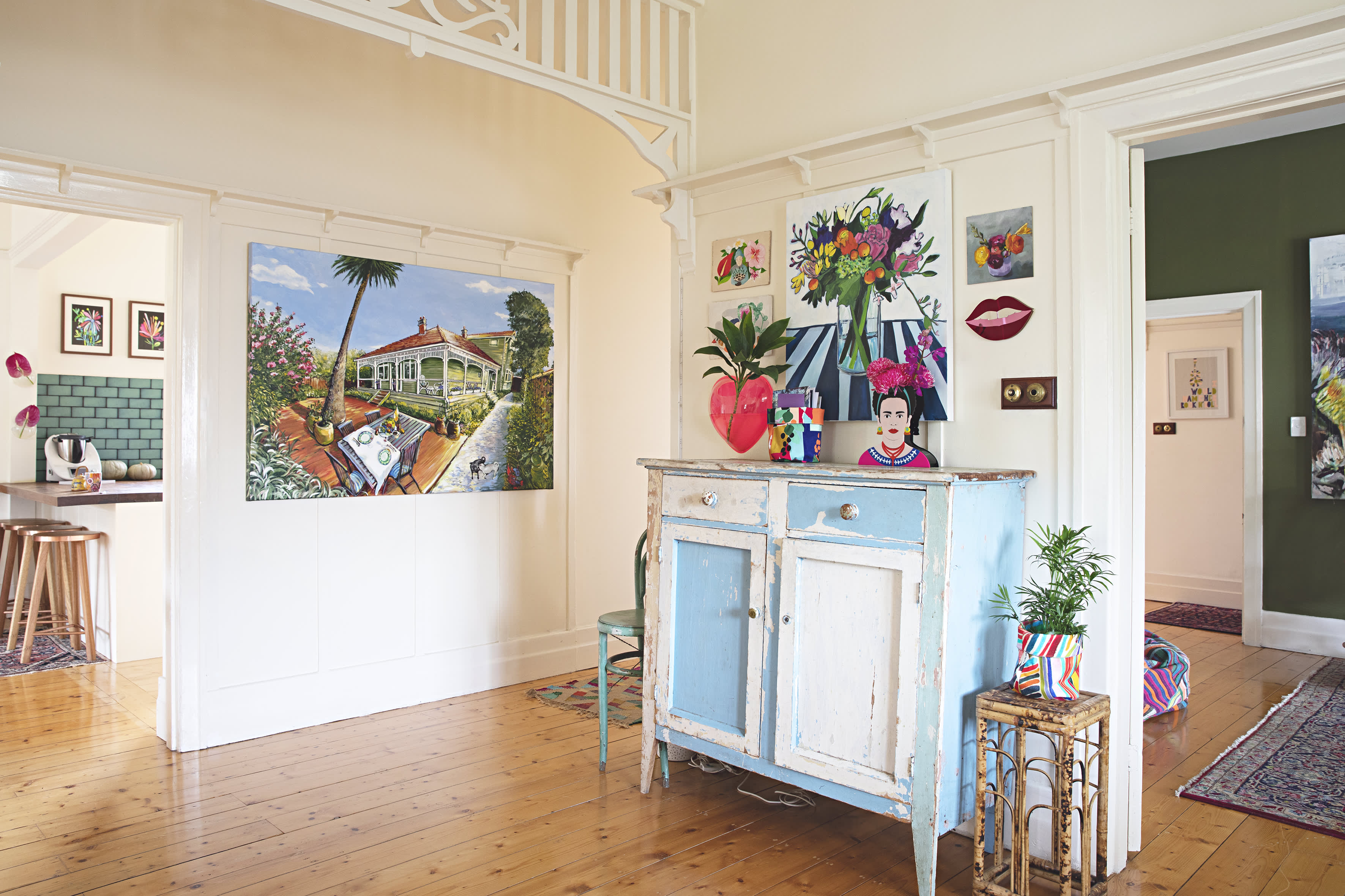 Art and Decor Inspiration from a Colorful Australian House Tour ...