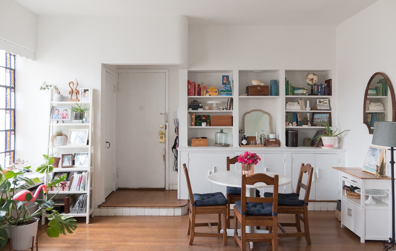 House Tour: An Interior Designer's Vintage Chicago Home | Apartment Therapy