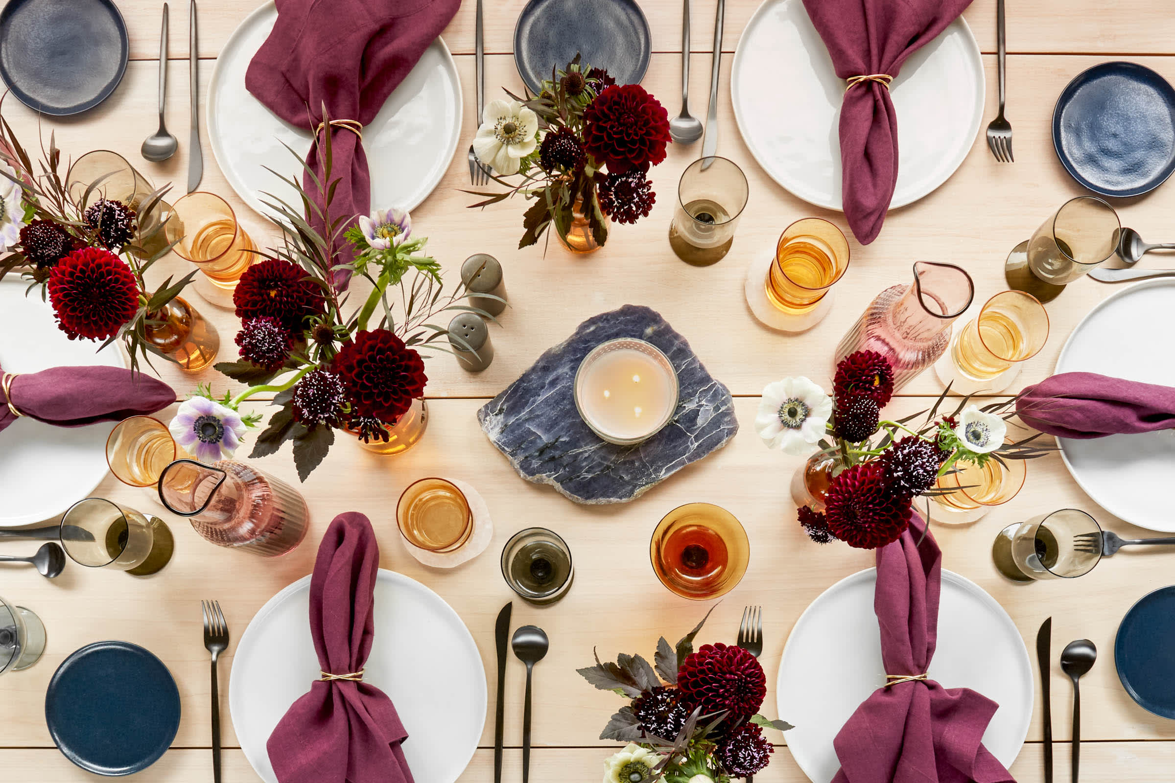 Holiday Hosting Table In Homemade | Apartment Therapy