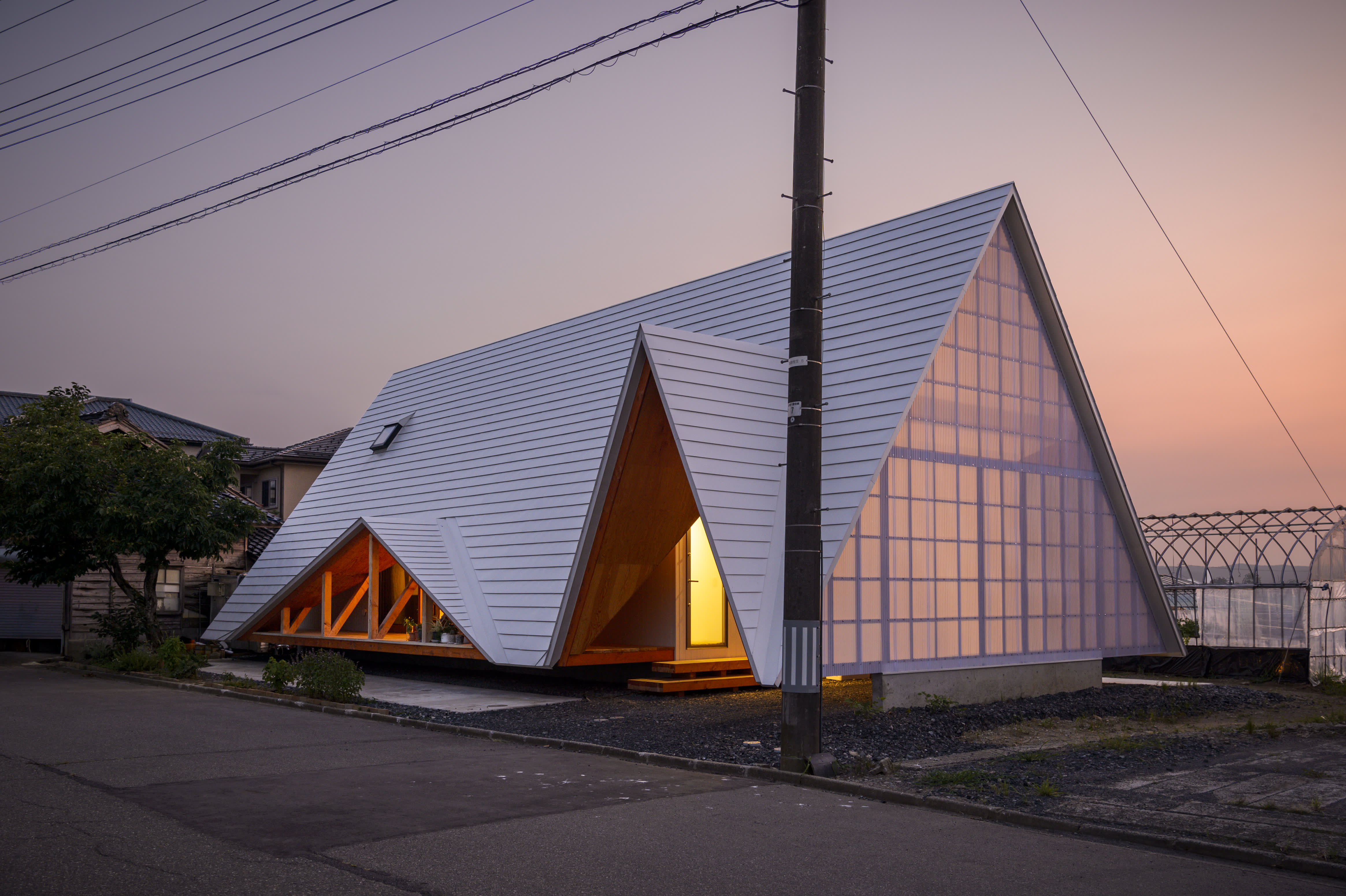 Hara House - Tent Shape Japan | Apartment Therapy