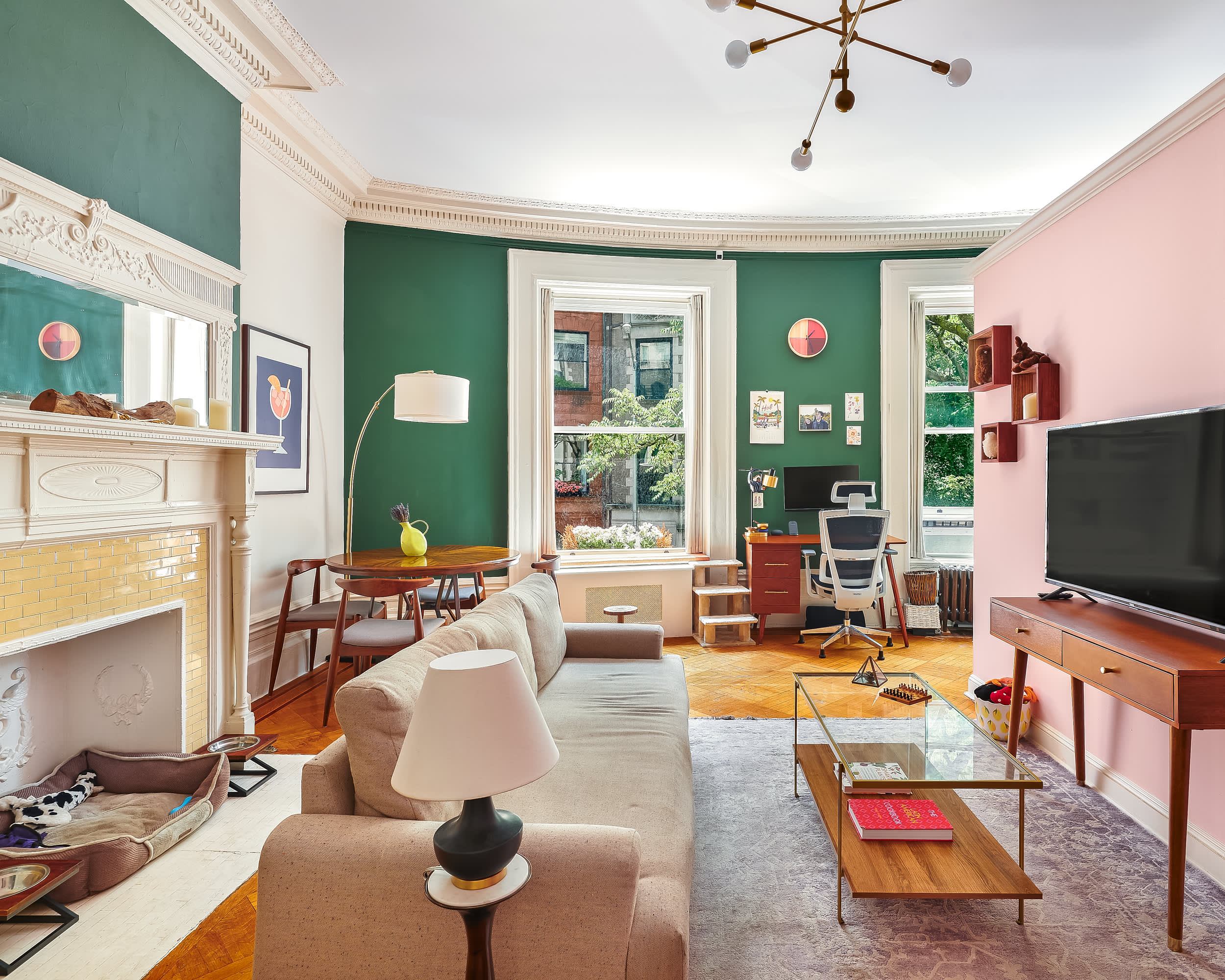 This Cozy Upper West Side Apartment Offers Color and Community ...