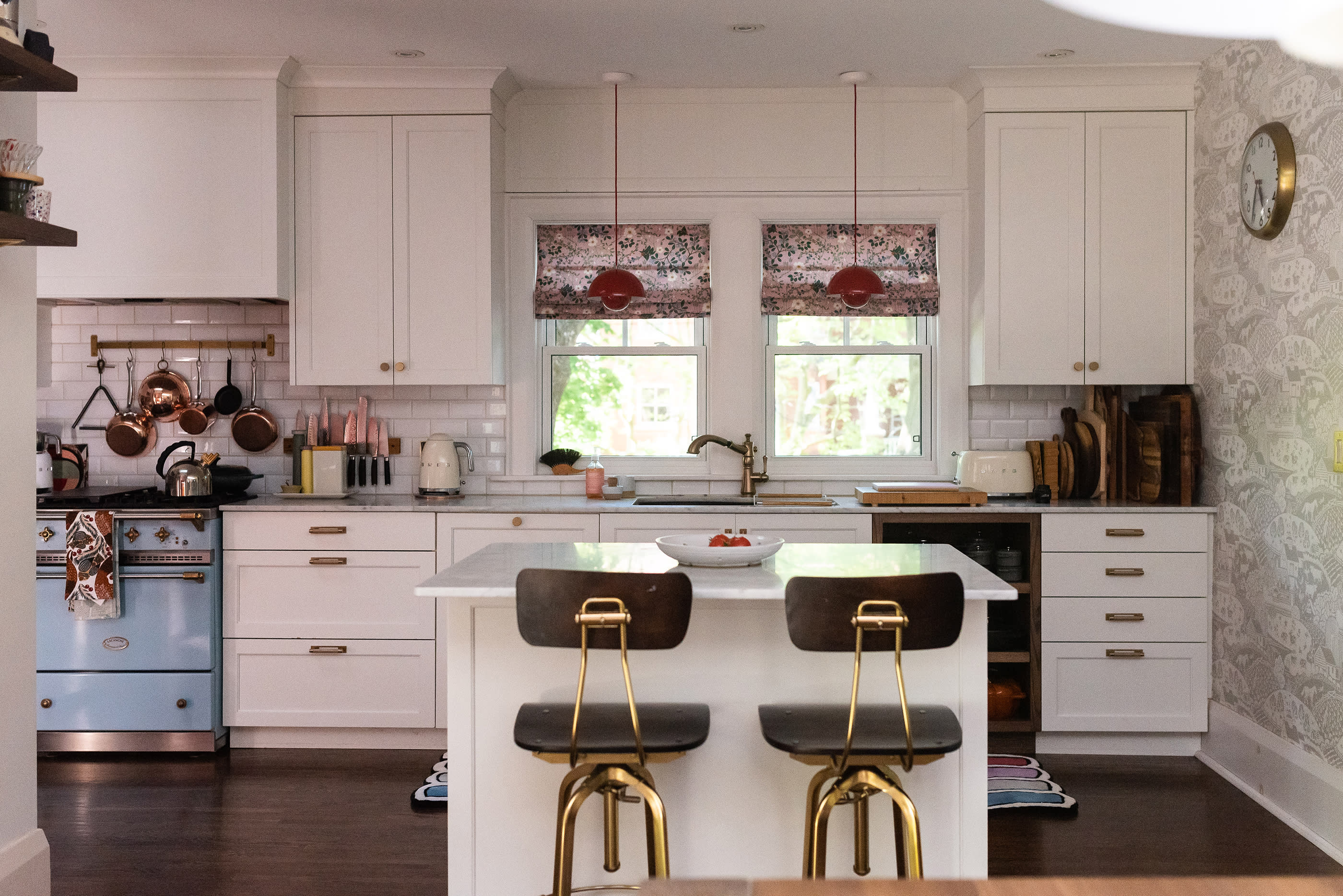 This Space-Saving Dish Rack Will Keep Your Kitchen Counters Clutter ...