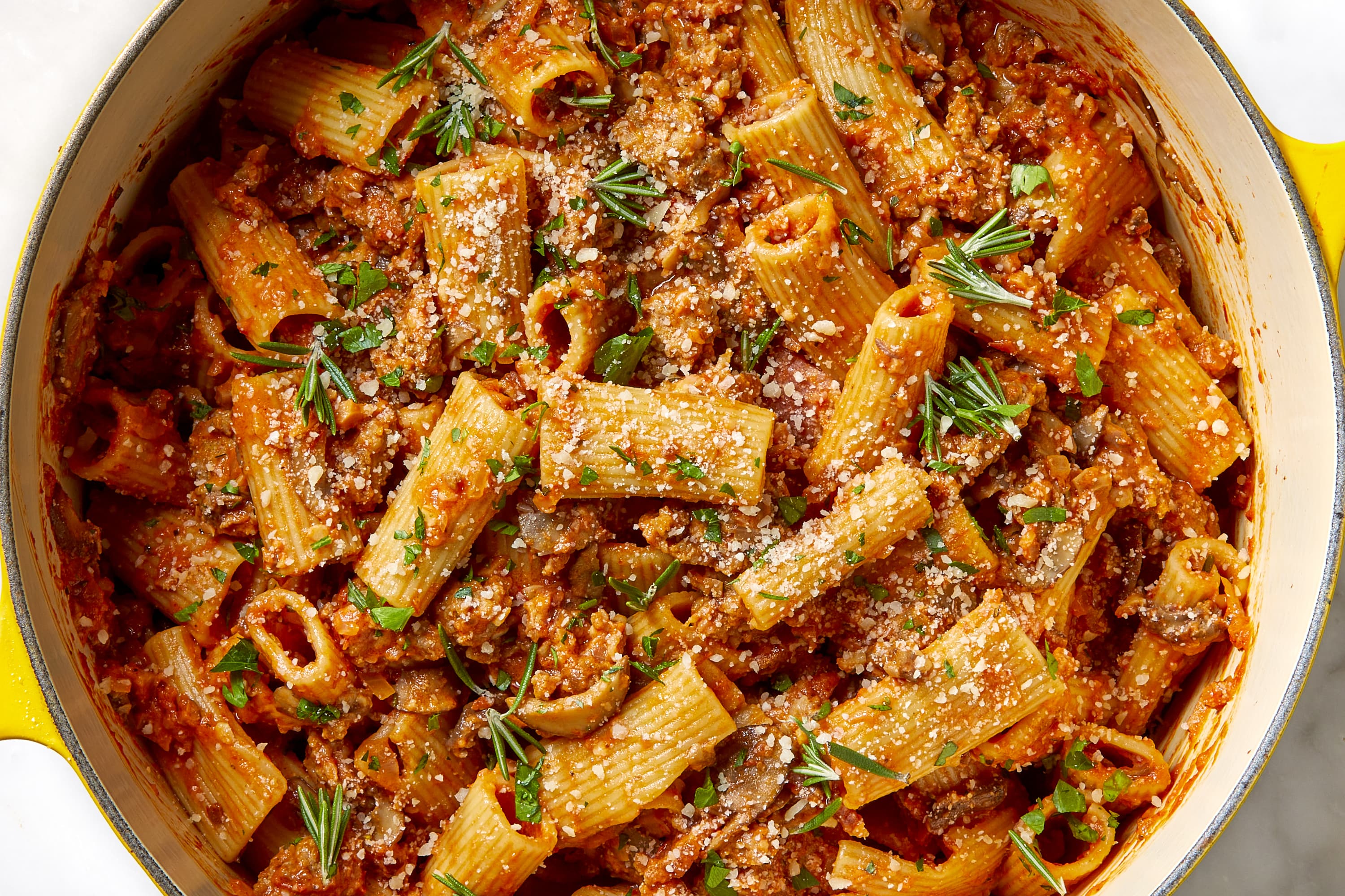 Non-Reactive vs. Reactive Pans: What's the Difference & How Do You Use ...