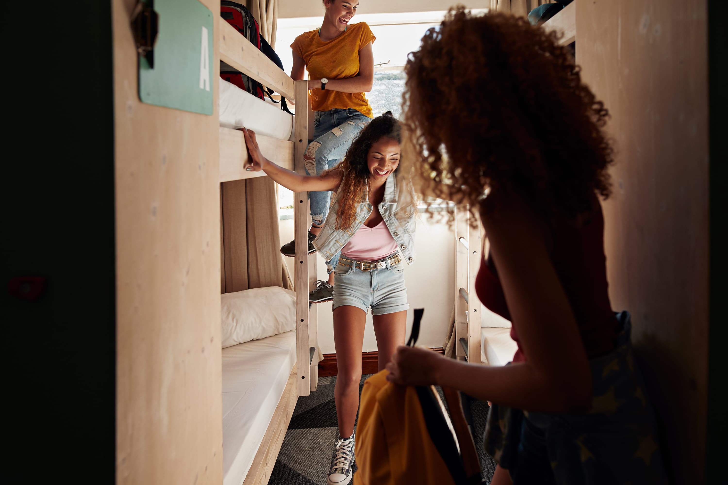 College Move In Day Survival Tips To Save For Later Dorm Therapy