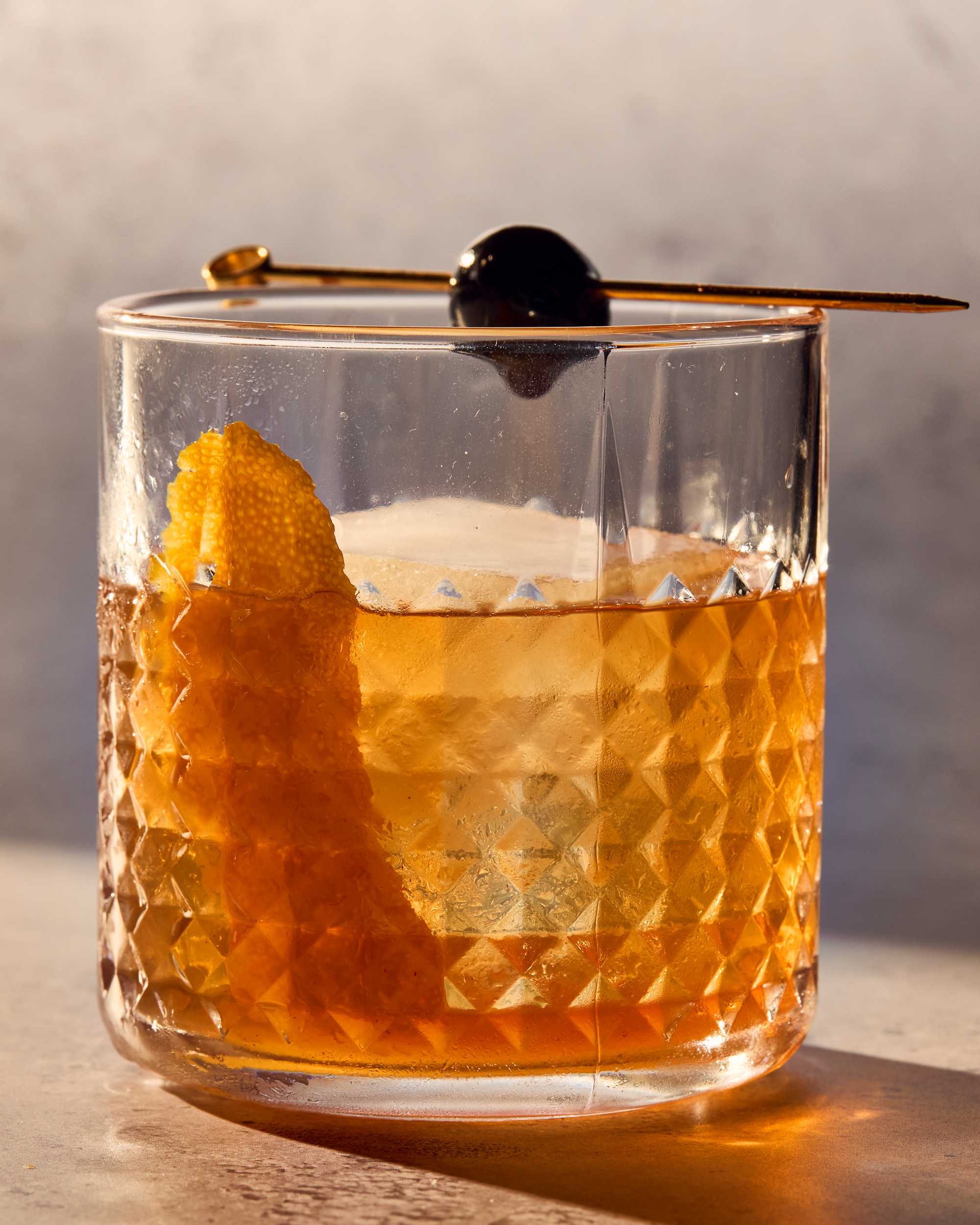 Old Fashioned Cocktail Recipe Ingredients And History Of Gin Old