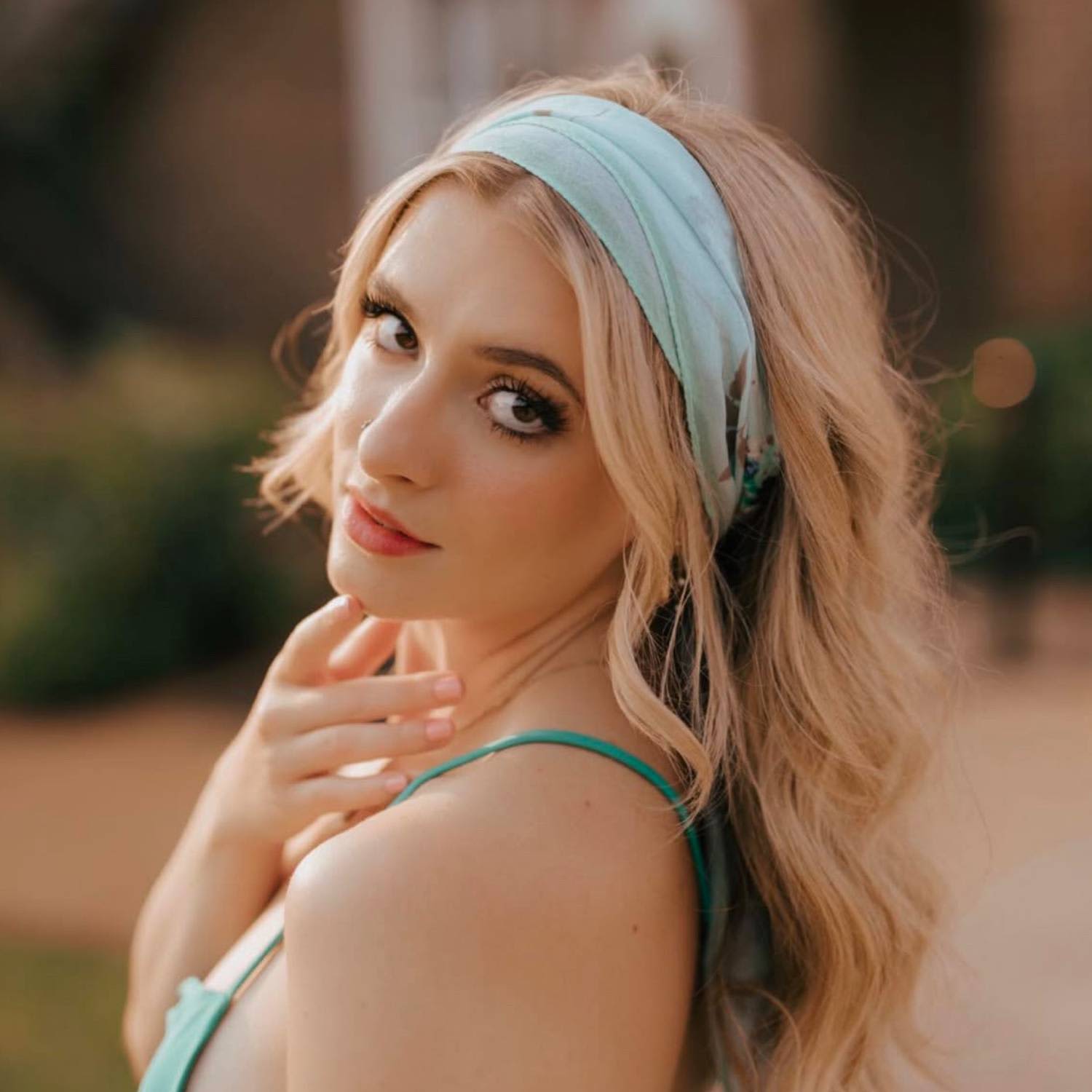 Kris Osborne's Instagram, Twitter & Facebook on IDCrawl