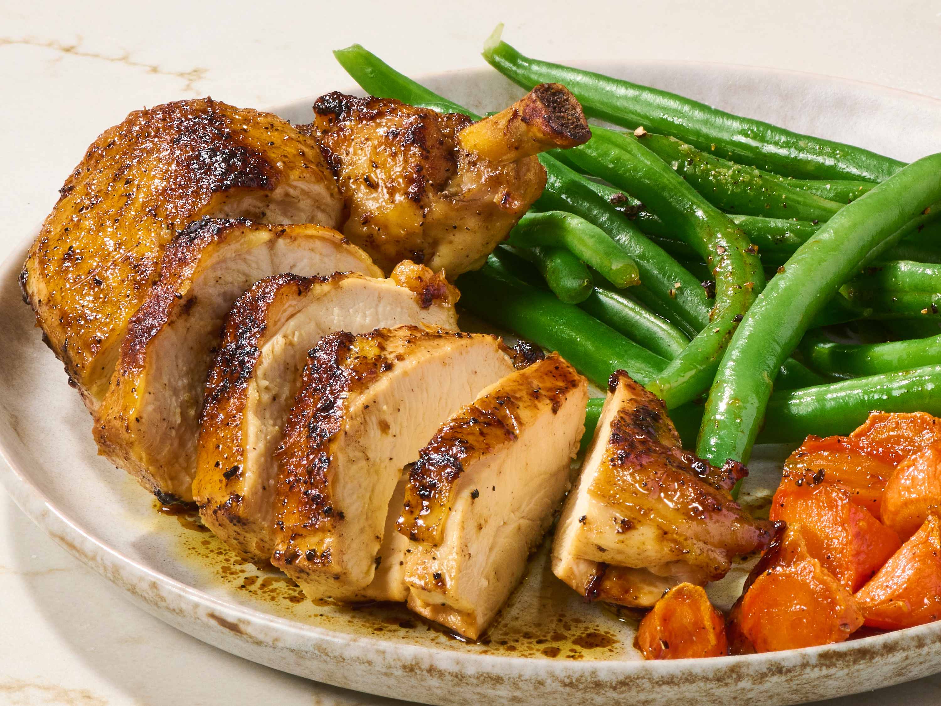 How to Pick Out the Best Watermelon Using the “Two-Finger” Rule | The ...