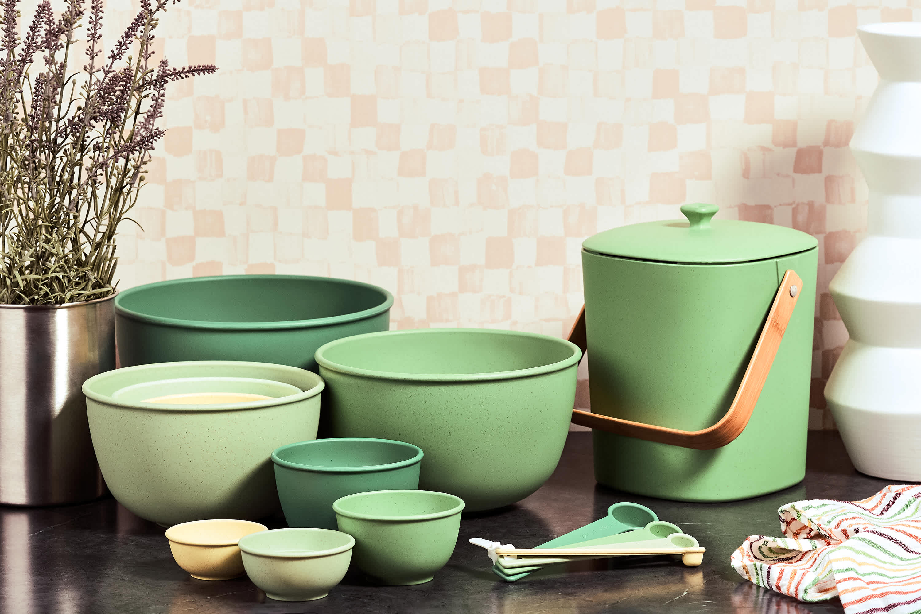 5 Best Mixing Bowl Brands for Home Cooks of 2025 | The Kitchn